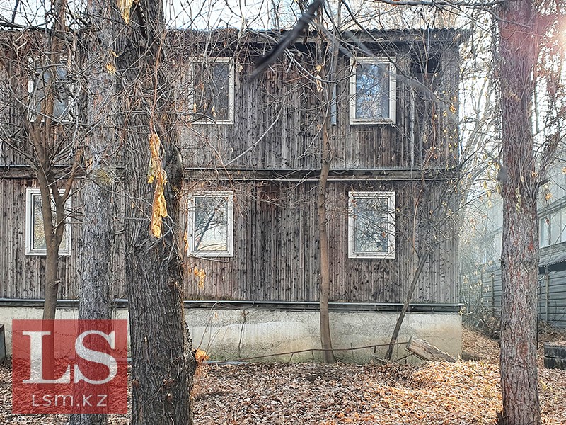 В Казахстане снесут сотни ветхих домов | LS